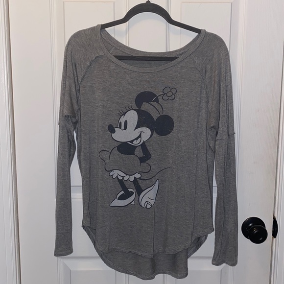 Disney | Tops | Disney Minnie Mouse Long Sleeve Tee | Poshmark